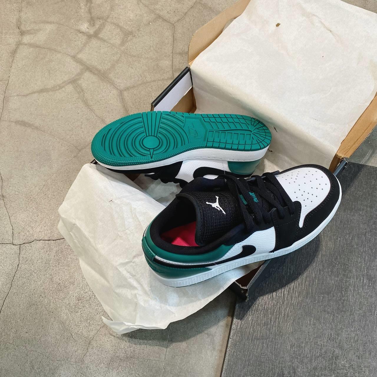 Minhshop.vn - Giày Nike Air Jordan 1 Low 'Mystic Green' [553560 113]