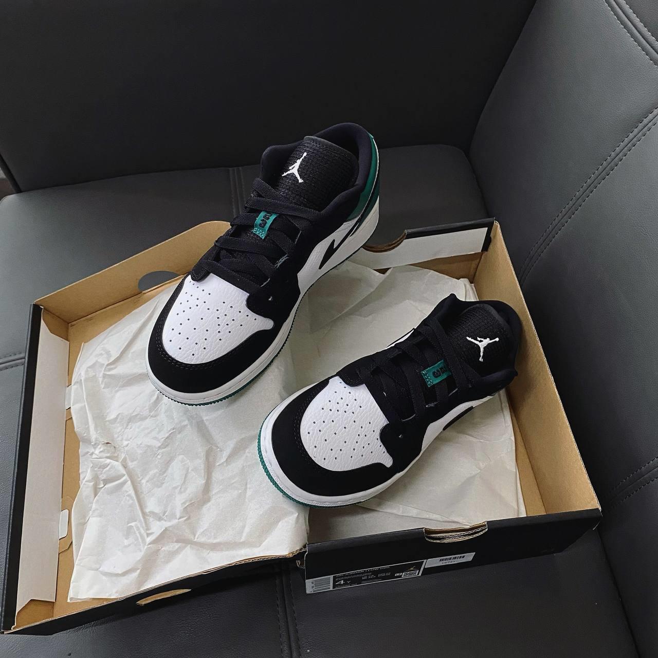 Minhshop.vn - Giày Nike Air Jordan 1 Low 'Mystic Green' [553560 113]